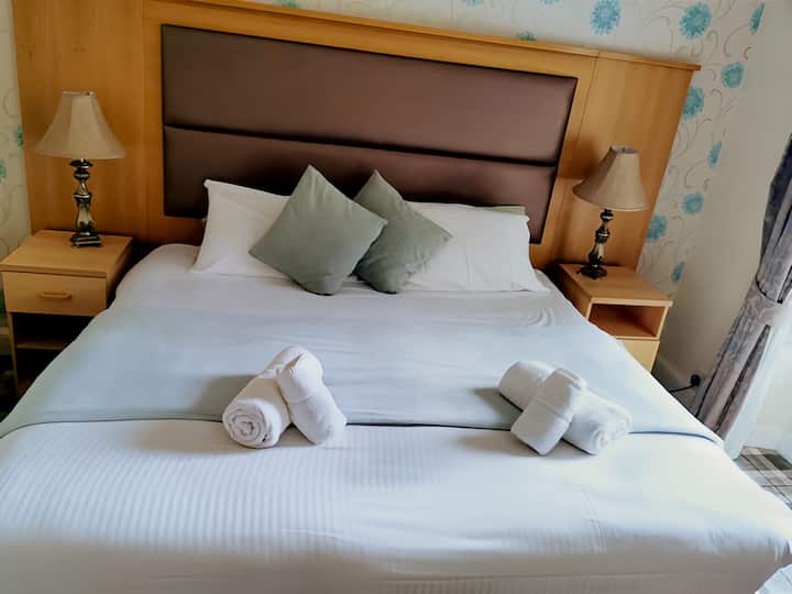 Station Hotel-double Room - Cullen