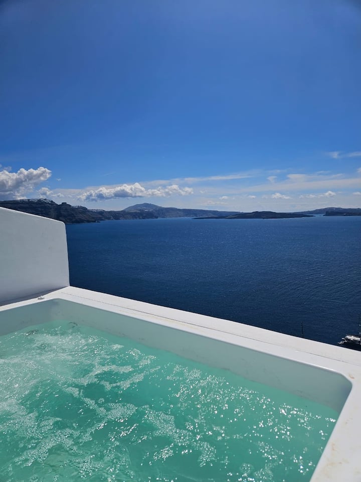 Phaos Oia Suites - Suite With Hot Tub & Sea View - Oia