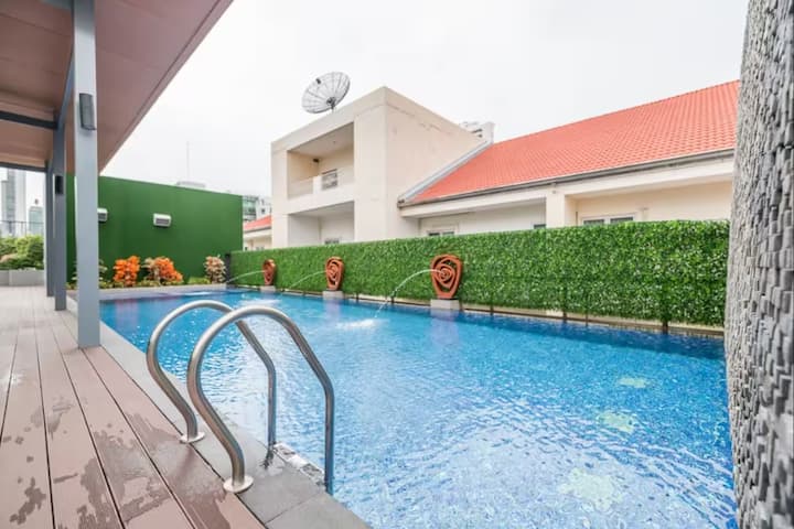 Hz77-3min To Nana Bts/wifi 500 Mbs/rooftop Pool - Bangkok