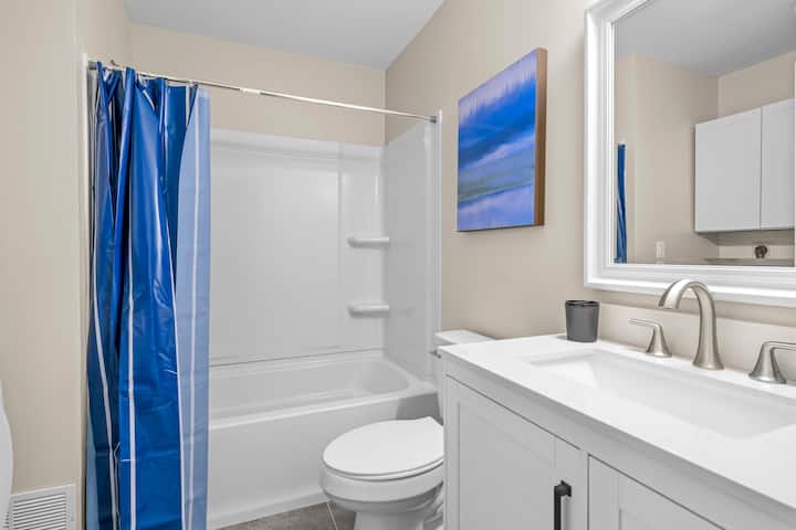 6 King Beds • 4br • Walmart • 2.6mi Base - Lusby, MD