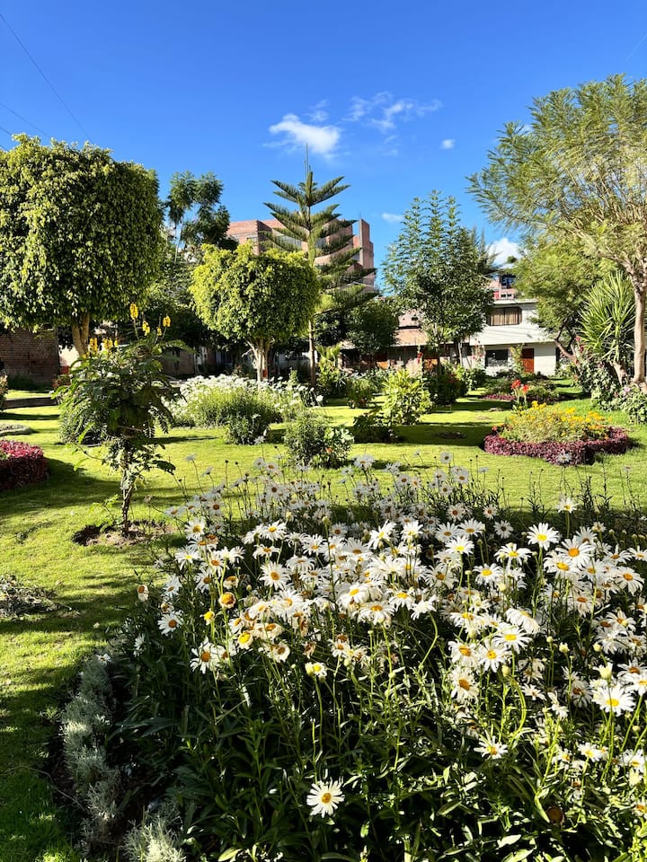 Casa Sofía:7 Habitaciones Para 16 Personas, Sin Tv - Ayacucho