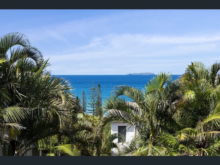 Whale Song Ocean Views And Breezes Family Home - Coffs Harbour