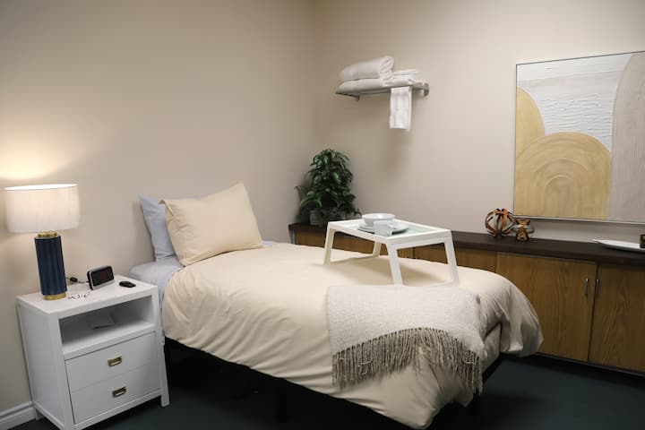 Single Bed Suite #3 - Town Of Kirkland Lake