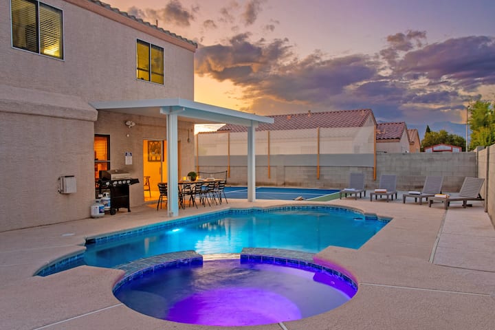 Rare 6br Gem W/ Pickleball, Pool, & Arcade In Nlv - Las Vegas, NV
