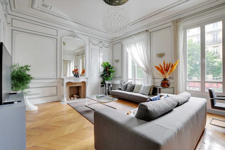 Superbe 2bd/4p - Av Montaigne / Champs-élysées - Paris 1er Arrondissement