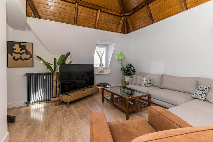 Baruhaus Atico Guzman - León