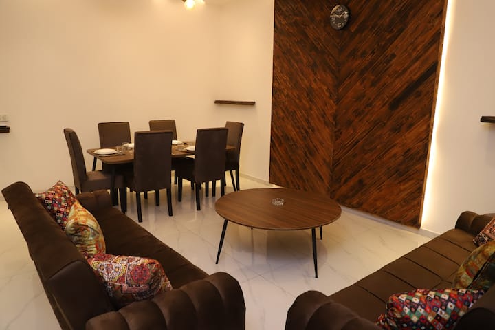 The Villa 165-next To Dha Ph 5. On Ring Road - Lahore