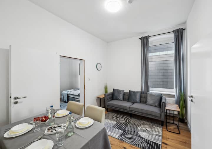 Wupper I Top Lage Für Geschäftsreisende, 4 Betten - Radevormwald