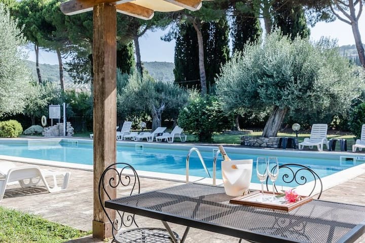 Oasi La Perla - Appartamento E Piscina - Passignano sul Trasimeno