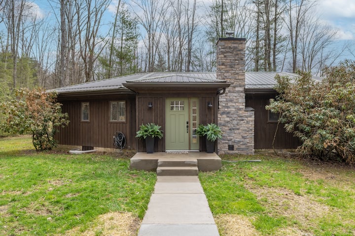 Laurel Run Lodge - Greenwood Furnace State Park, Huntingdon