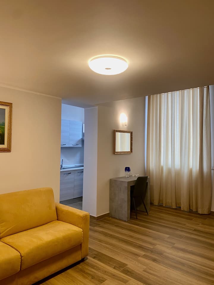 Cavour Luxury Rooms
Suite Familiare Deluxe - Catanzaro, Italia
