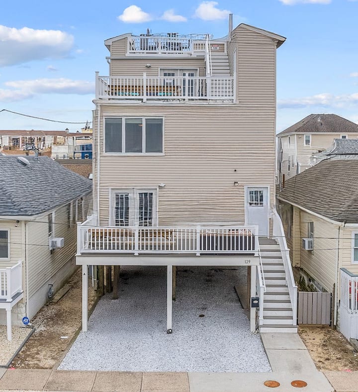 3 Min From Ocean | 6 Br |7 Bth|6 Car Prnk | 3 Dcks - Seaside Heights, NJ