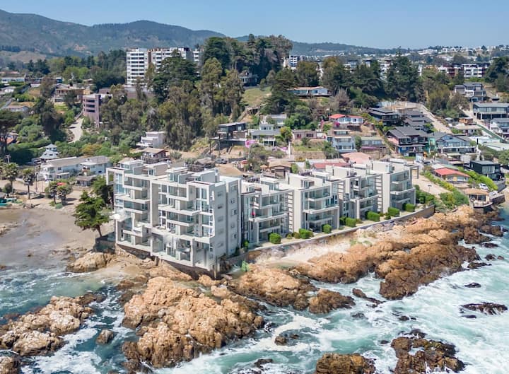 Dúplex Con Vista Al Mar Y Jardín En Maitencillo - Chile