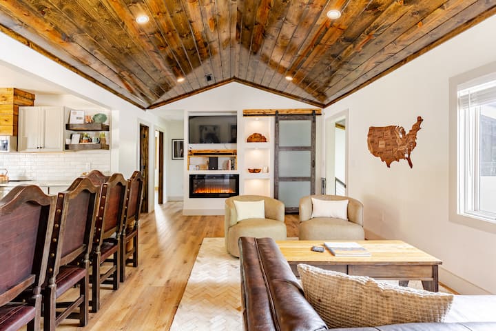 Farm Stay I Game Room | Hot Tub | Hiking Trails - Gorges State Park, Sapphire