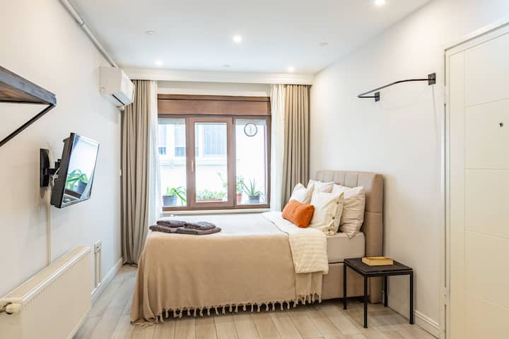 Cozy Studio 5 Min Walk To Taksim Square - Balat