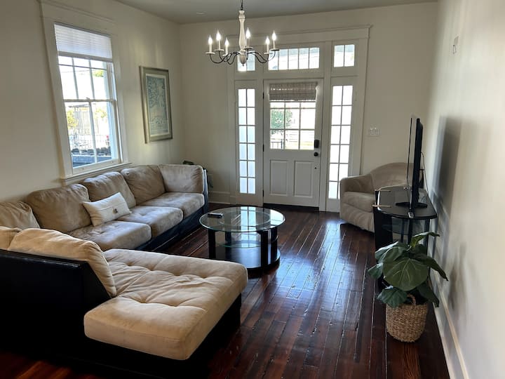 Charming 2bd Apartment Near City Park & Quarter - Nueva Orleans, LA