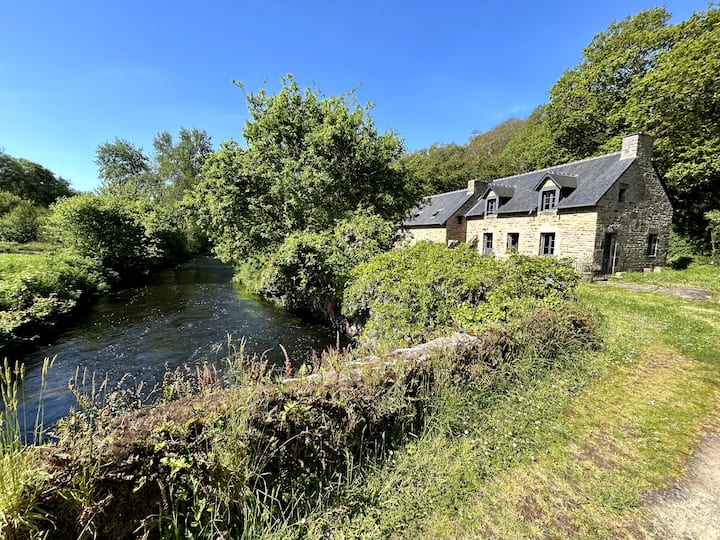 Un Pittoresque Moulin Sur L'aven - Pont-Aven