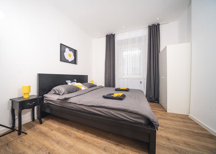 Quiet Double Room Apartment - 布拉格