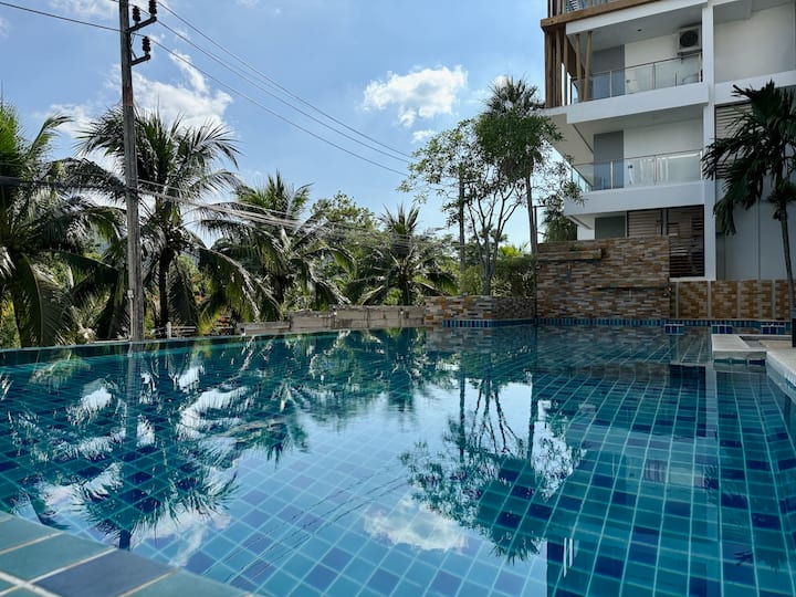 Spacious Condo With Bathtub Near Patong (189) - Phuket