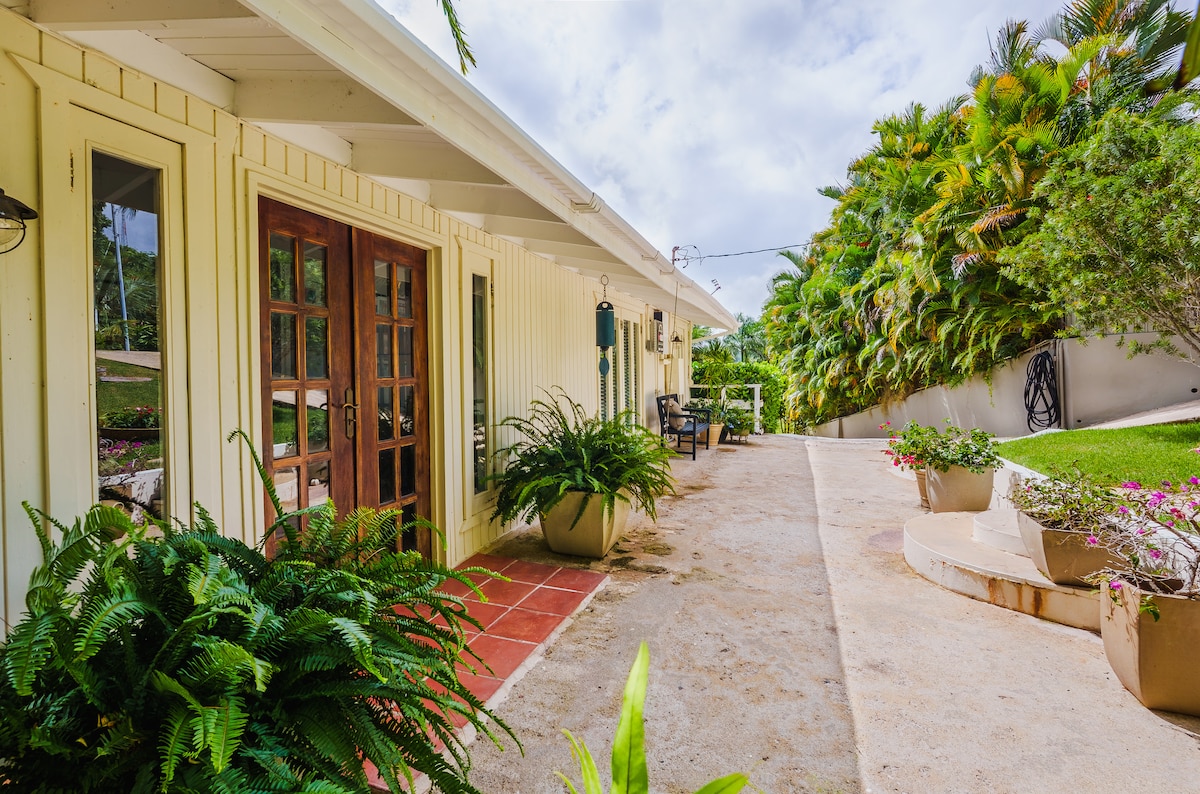 Chalet Lulu | Yoga/Retreat | P Solar | Hot Tub - Chalets for Rent in ...