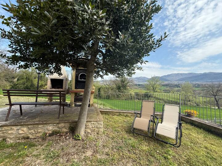 Angolo Di Pace Immerso Nel Verde A Massa Martana - Todi