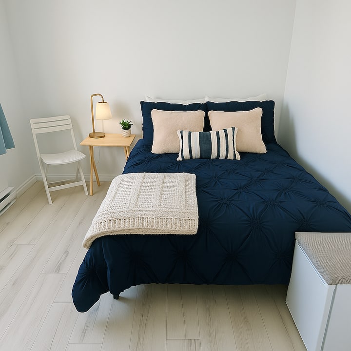 Downtown Double Bedroom 201 - Glace Bay
