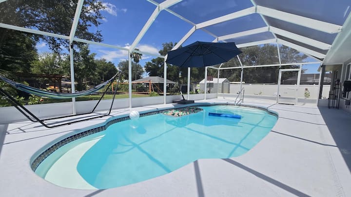 Villa Varona Your Private Oasis - Lake Clay, FL