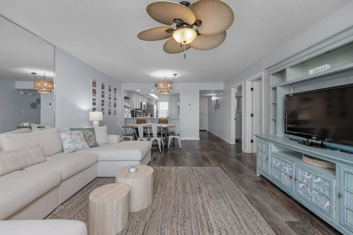 It's A Shore Thing- Water Views From Every Room! - Fort Walton Beach, FL