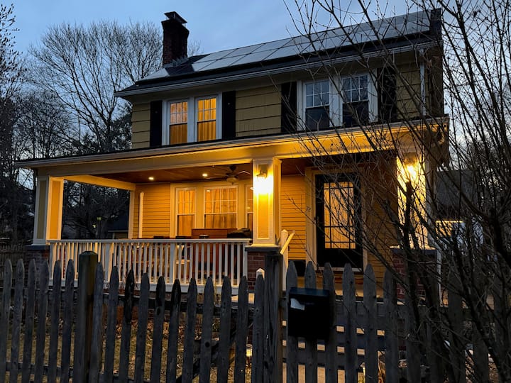 22 Swans - Northampton, MA