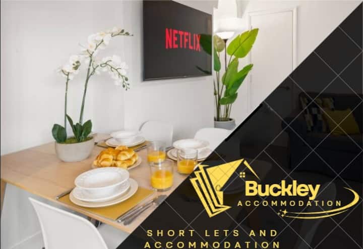 Contractors House - Reading