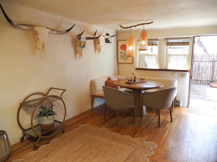 High Desert Hideaway - Santa Fe, NM