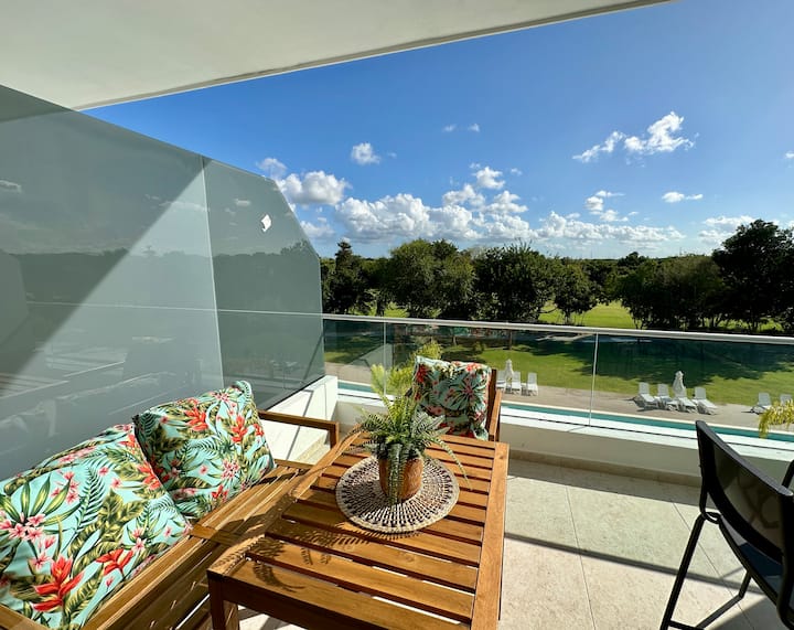 Pool View 1 Br Condo Cana Rock Star / Beach Access - Punta Cana