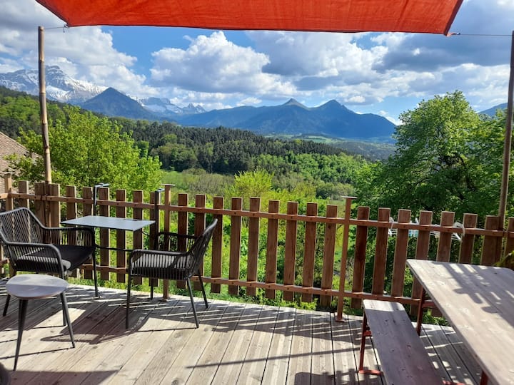 Suite Et Terrasse Privées Avec Vue Panoramique - Chichilianne
