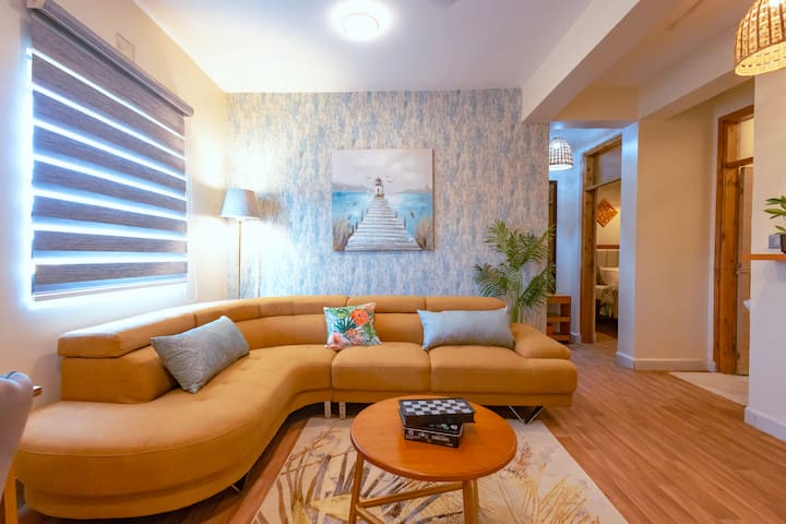 Secure 2br | Ac, Fast Wifi, Gym, Parking, Neartown - Mombasa