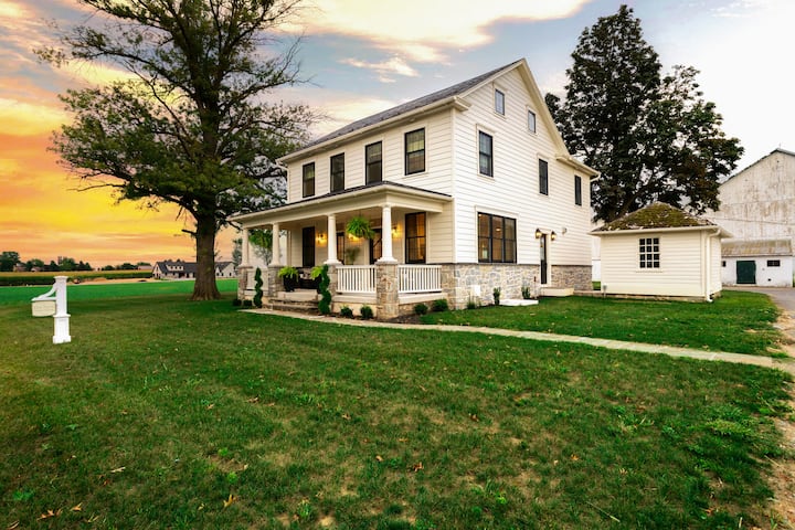 The Eby Farm*5 Bedrooms W/ Ensuites* Hot Tub - Strasburg, PA