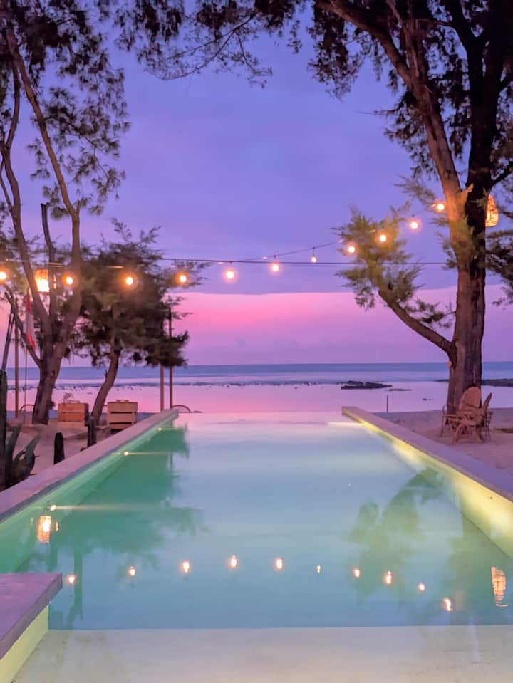 The Beach House 4 • The Garden View - Gili Islands