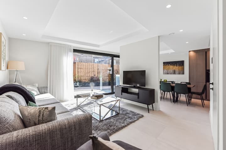 Luxury On Lock: Four Bespoke Houses - Londres