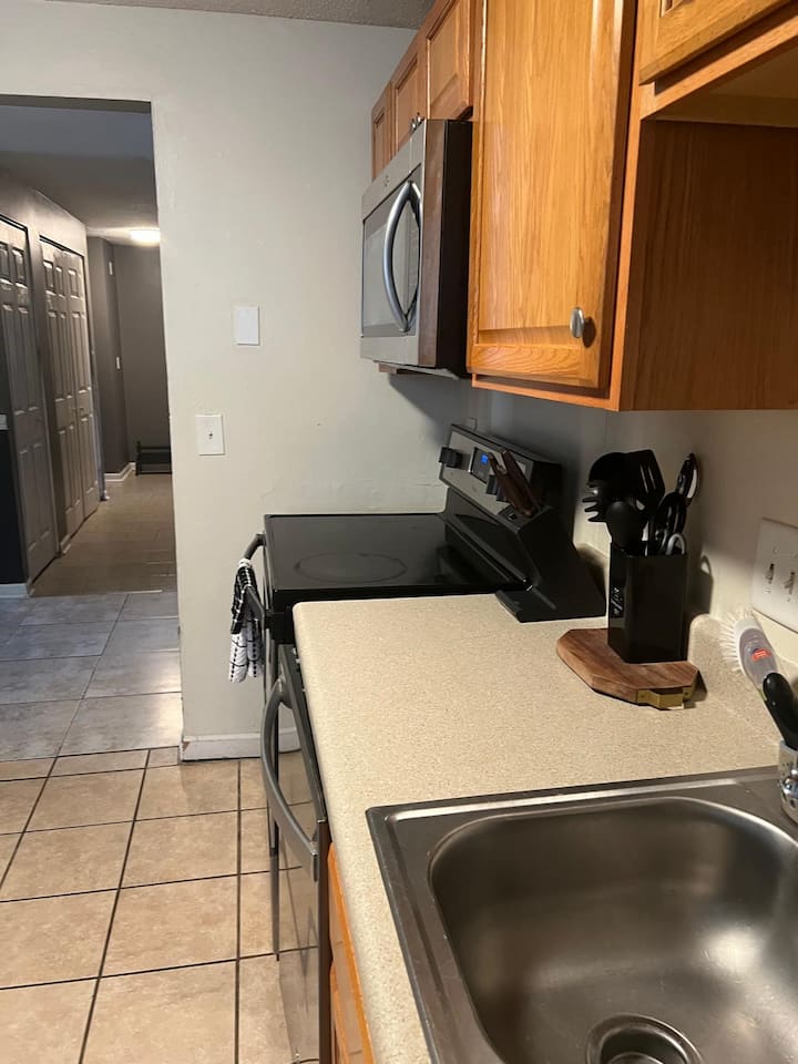 Spacious Home Near Usc, Ft. Jackson & Other Venues - Saint Andrews, SC