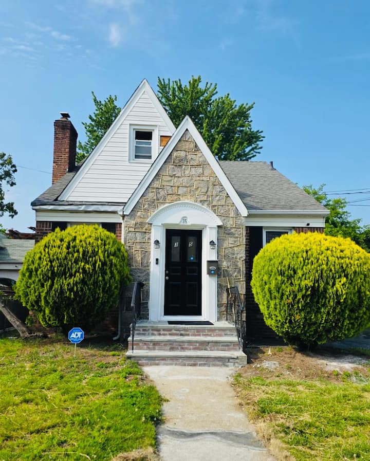 Peaceful 5br Haven | 5 Min To Jfk + Free Parking! - Nueva York