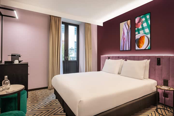 Numa | Standard Room In Pentagon - Brussels