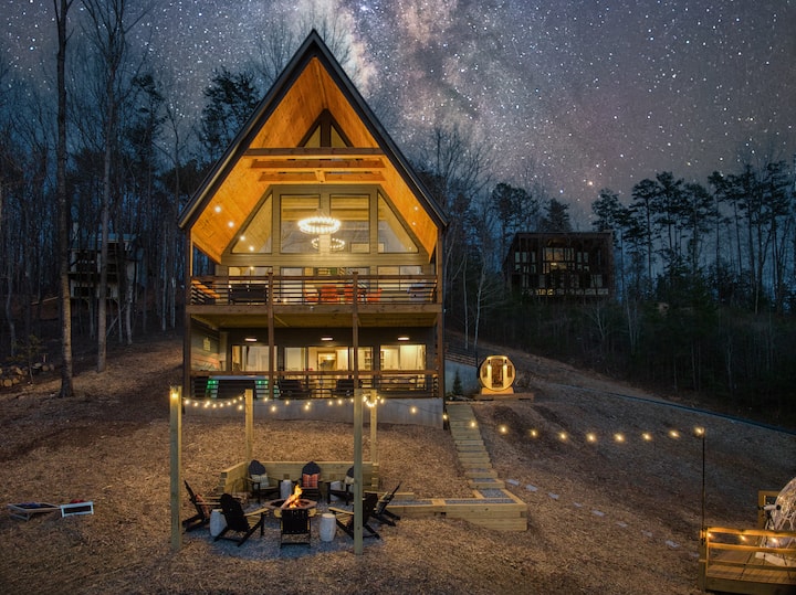 Sugar Sunset Haus | Getaway With The Stars! - Blue Ridge, GA