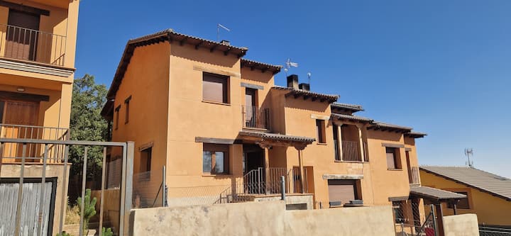 Casa Con Vistas En La Montaña - Orihuela del Tremedal