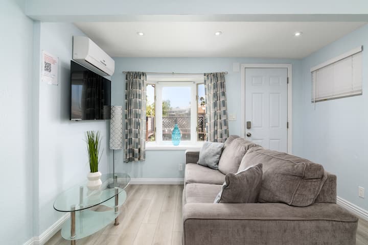 Cozy 1br Casita With Patio Near Balboa Park & Zoo - Tierrasanta - San Diego