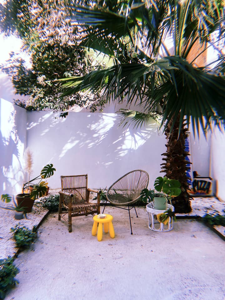 Duplex Atypique Avec Terrasse - Marseille