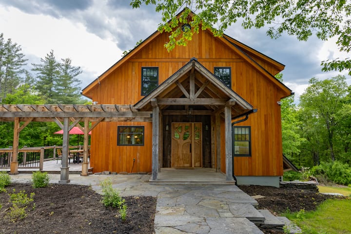 The Barn - Bridge of Flowers