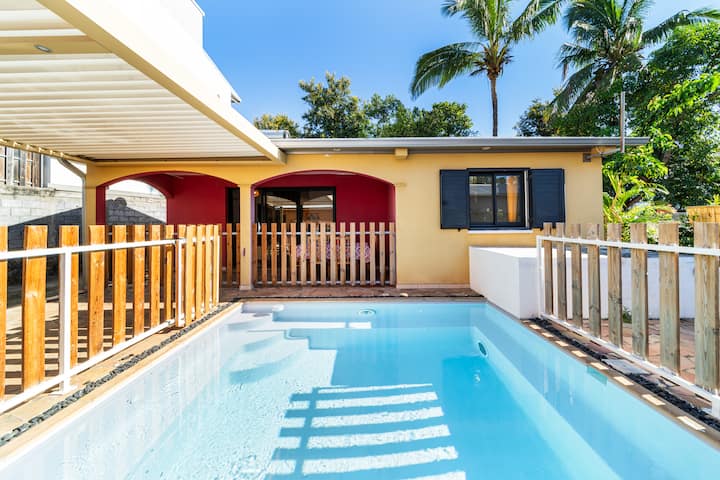 Villa Ambre Avec Piscine Spa Chauffée-saint Pierre - Saint-Pierre