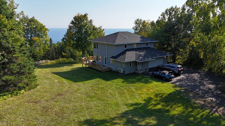 Sweeping Lake Views-5 Min To Gooseberry-3 Bdrms - Two Harbors, MN