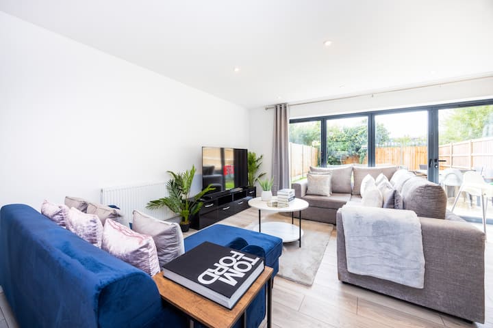 30% Off Long Stays | 3br | Sittingbourne | Parking - Sittingbourne