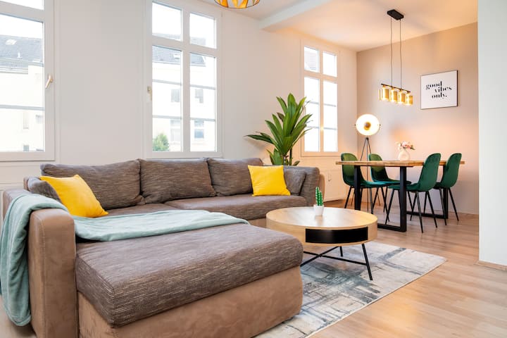 Perfect For 5 Guests - Central - Parking - Netflix - Wuppertal