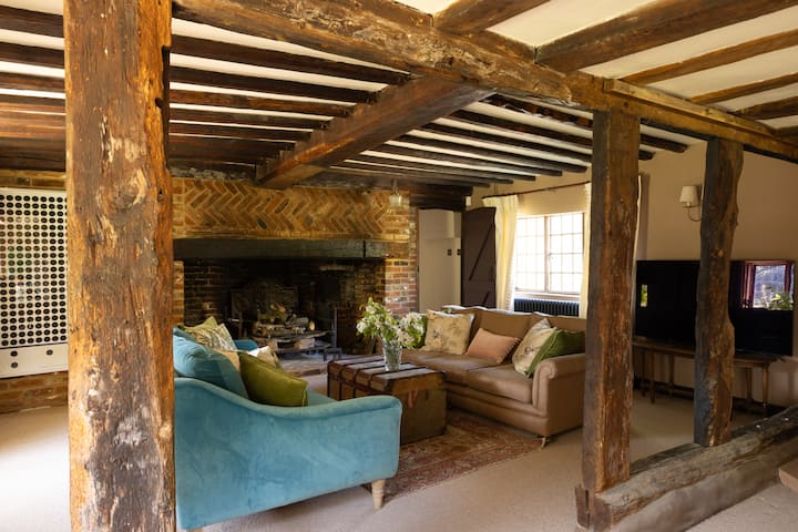 Wealden Hall House With Large Indoor Swimming Pool - Angleterre